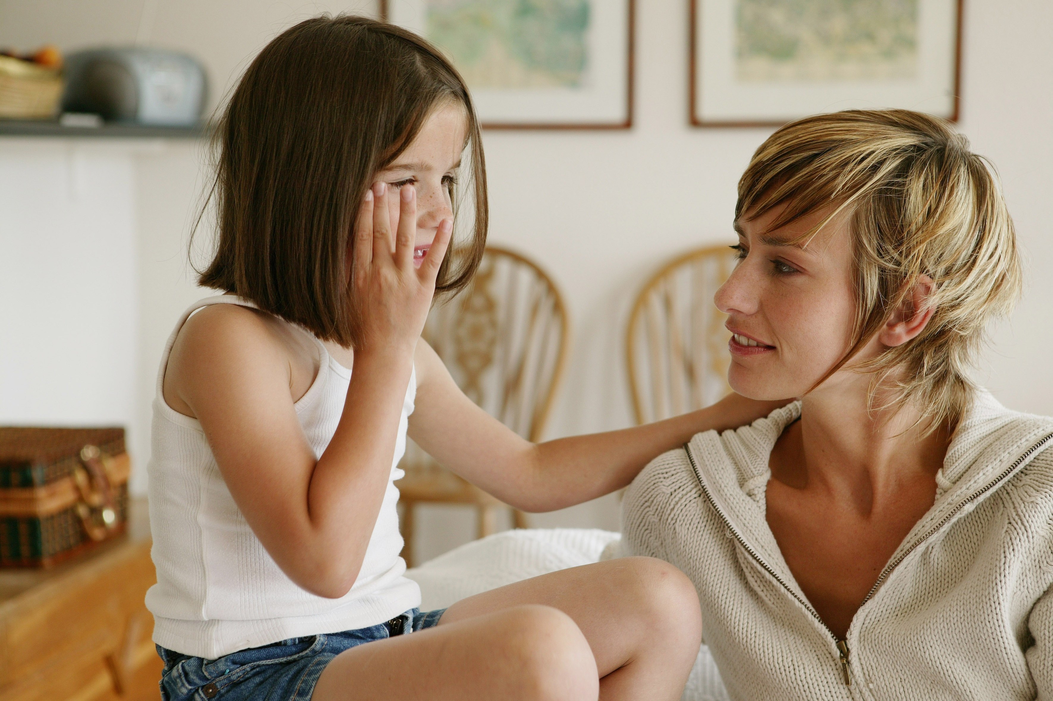 how-to-get-to-your-kids-to-listen-without-yelling-motherhood-entity